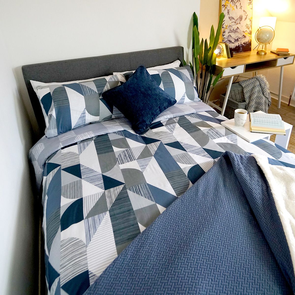 Xavier Grey_navy-CBDS